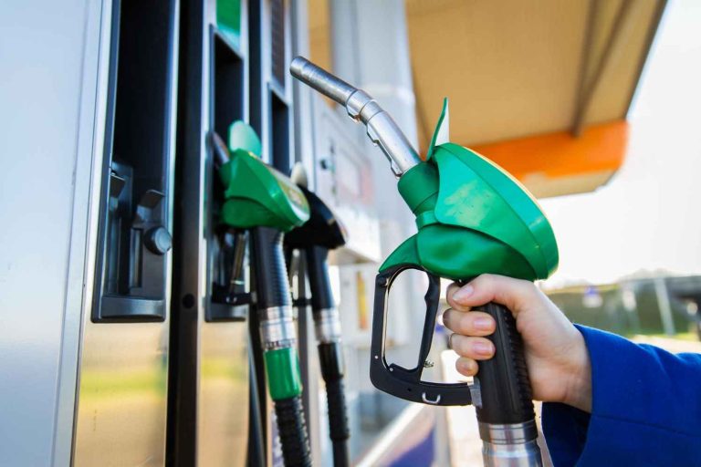 What Is Fuel Oil Used For in the UK? Applications, Types & Uses | 123 Oil