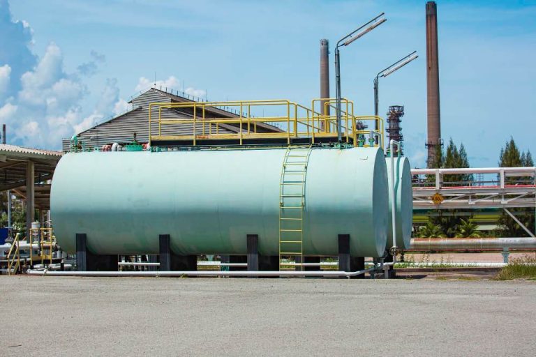 How to Drain a Fuel Tank without a Pump?